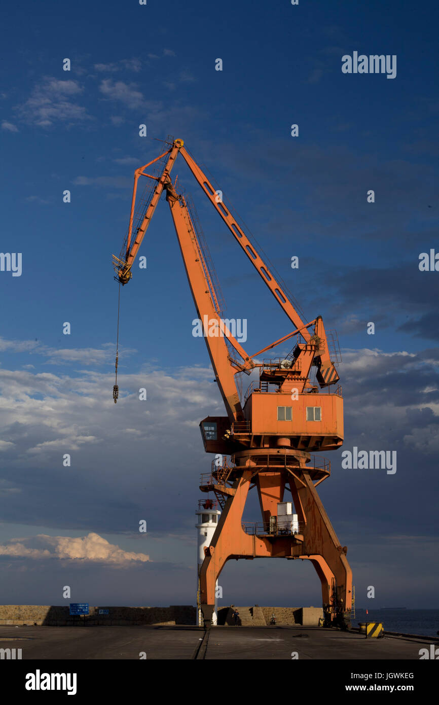 Qinhuangdao port hi-res stock photography and images - Alamy