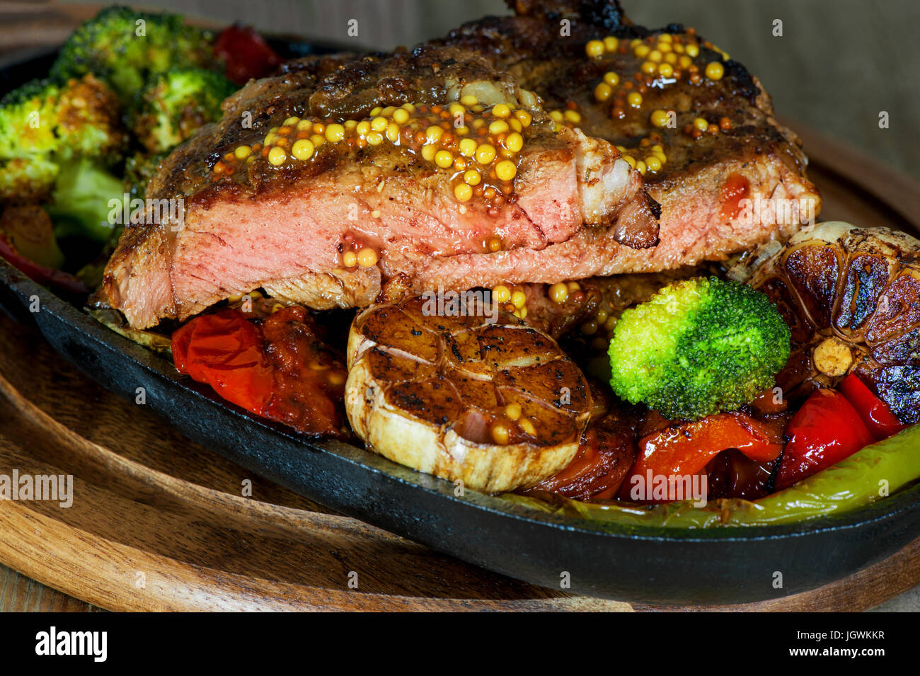 Blood meat hi-res stock photography and images - Alamy