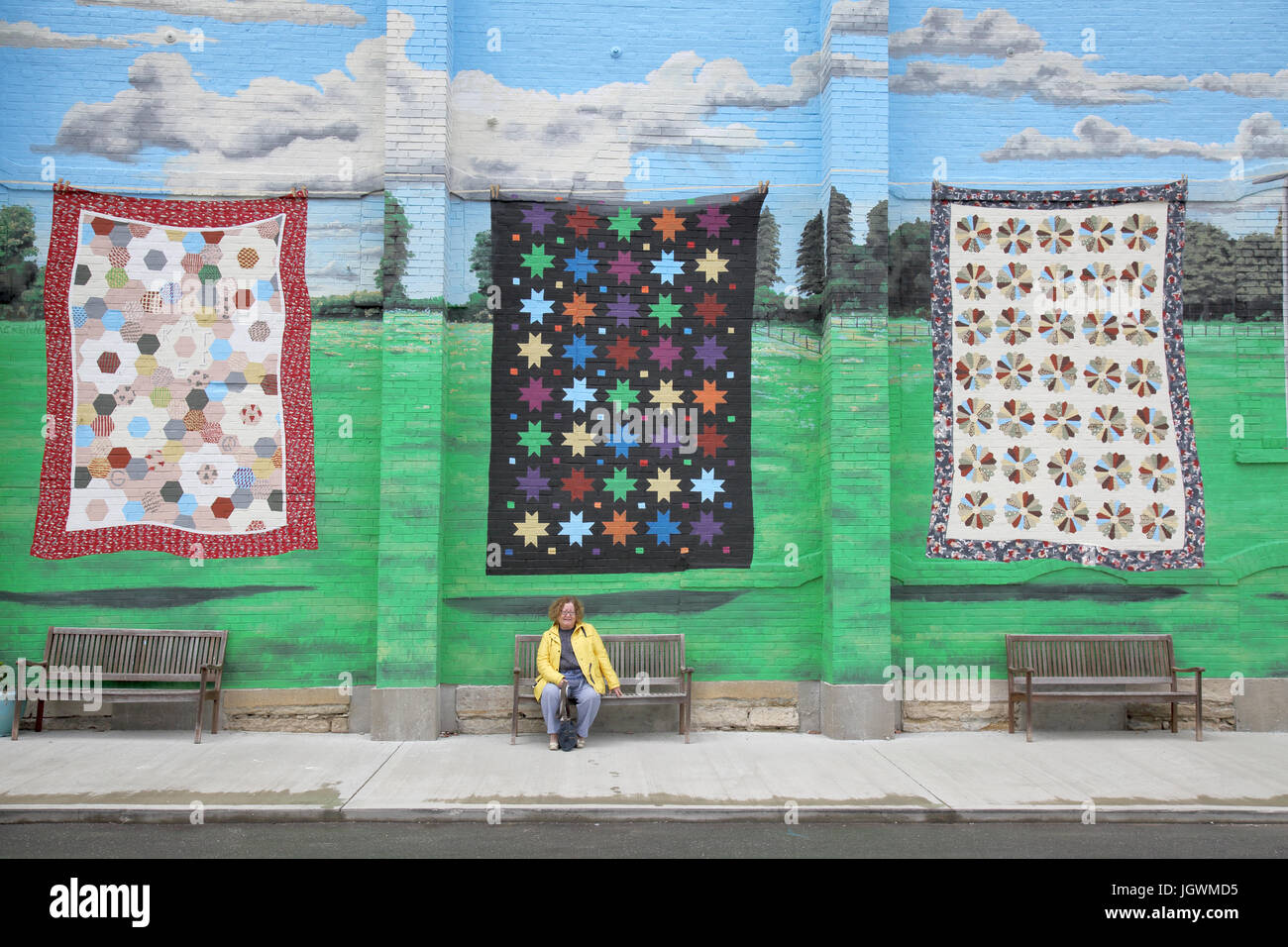 Quilt mural hi-res stock photography and images - Alamy