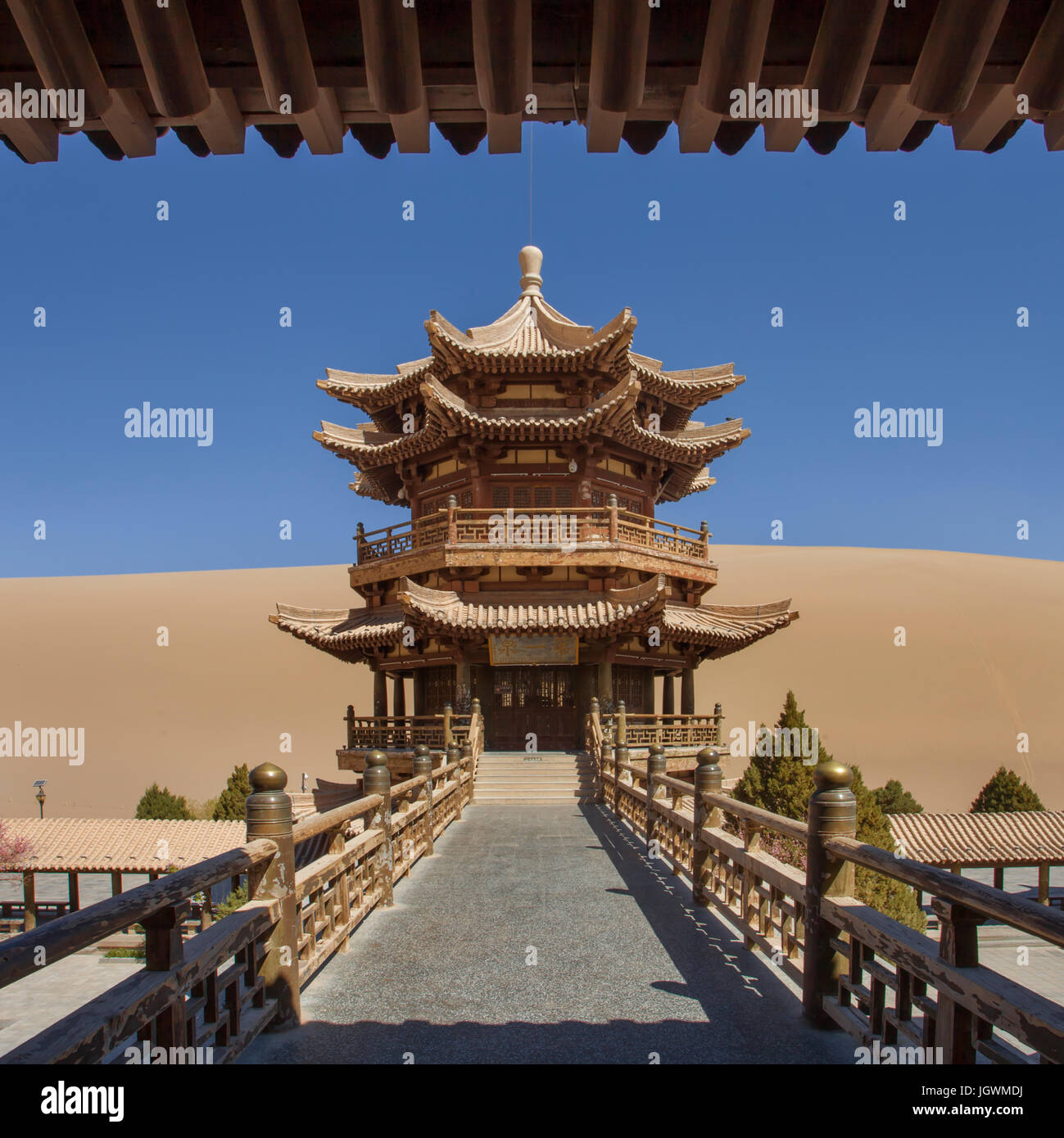 China gansu province dunhuang mingsha hi-res stock photography and ...