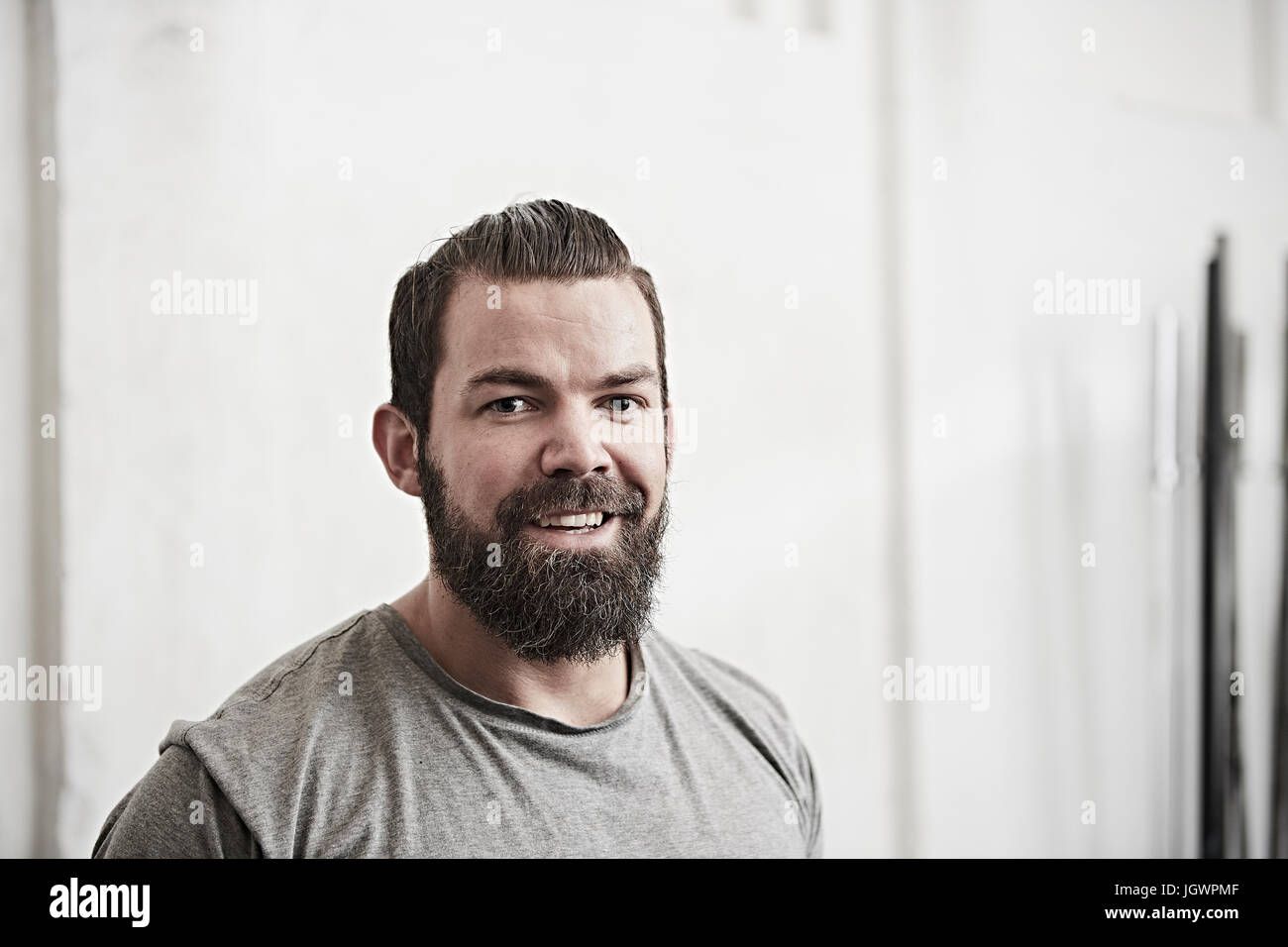 Bearded young man Stock Photo - Alamy