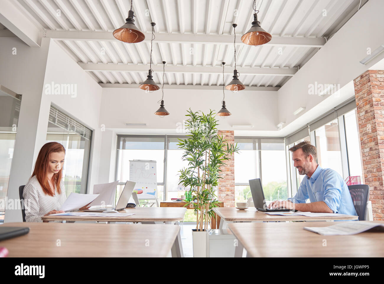 Office interior desks hi-res stock photography and images - Alamy