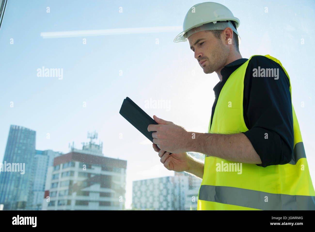 Man wearing high vis vest hi-res stock photography and images - Alamy