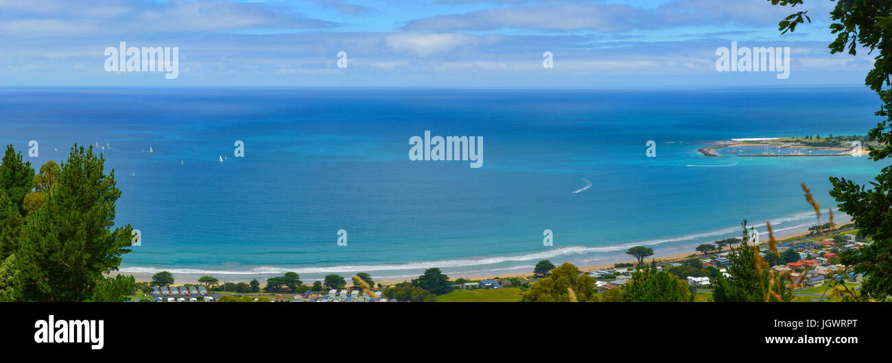 All shades of blue of the Pacific ocean. The Australian coast Stock ...