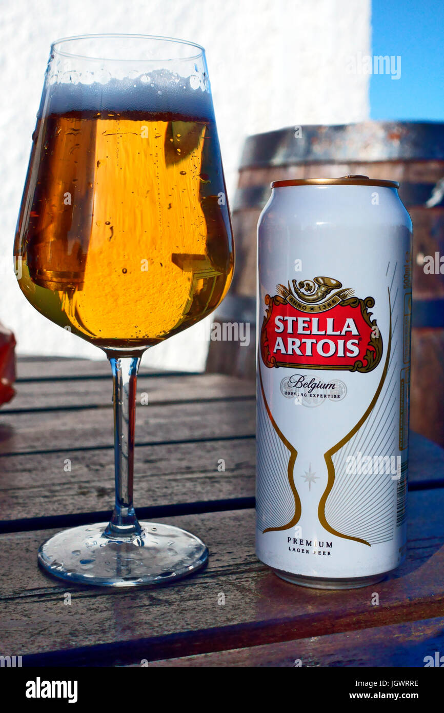 Stella artois can hi-res stock photography and images - Alamy