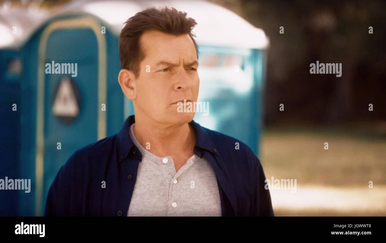 MAD FAMILIES, Charlie Sheen, 2017 ©Crackle/Courtesy Everett Collection ...