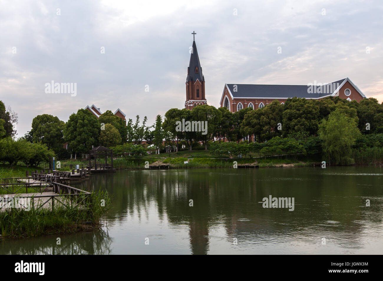 Zhejiang church hi-res stock photography and images - Alamy