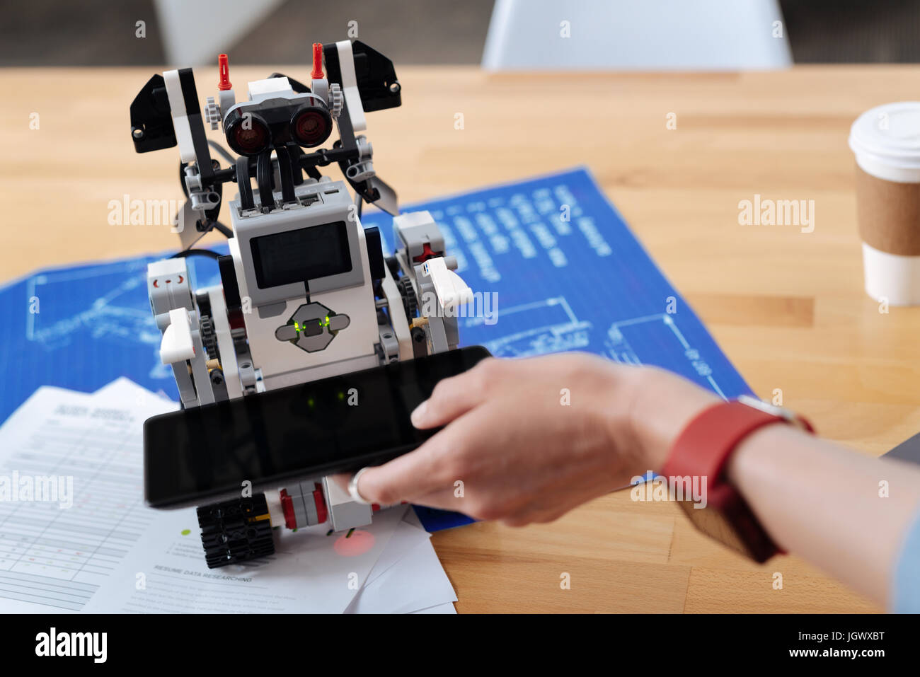 Mastering human skills . Programmed electronic innovative robot ...