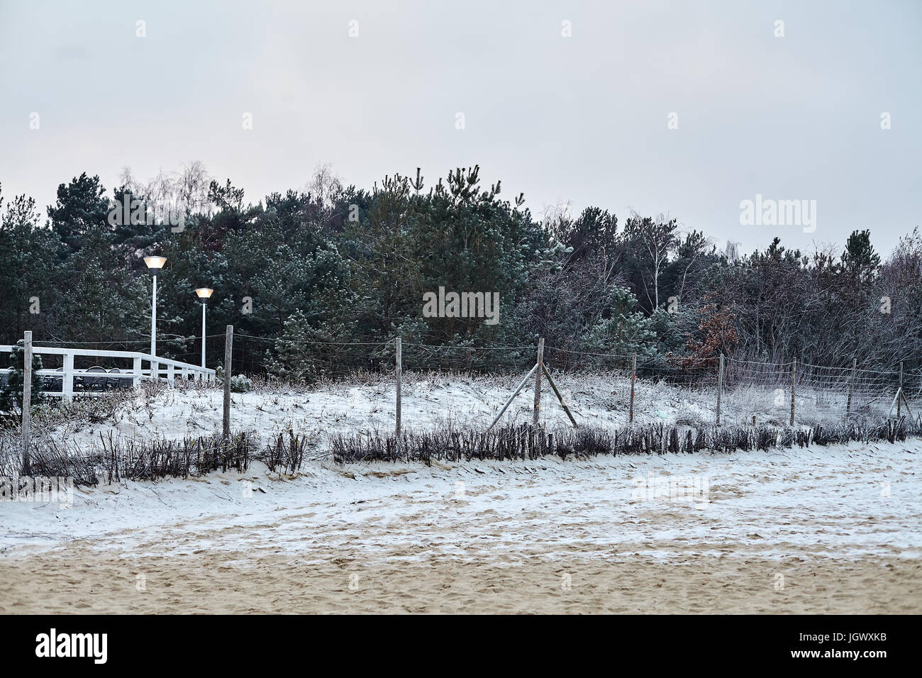 Beach freeze hi-res stock photography and images - Alamy
