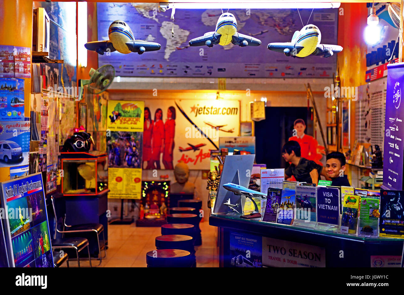 Cambodia Siem Reap holiday and transport office Jetstar Ibis fly bus ...
