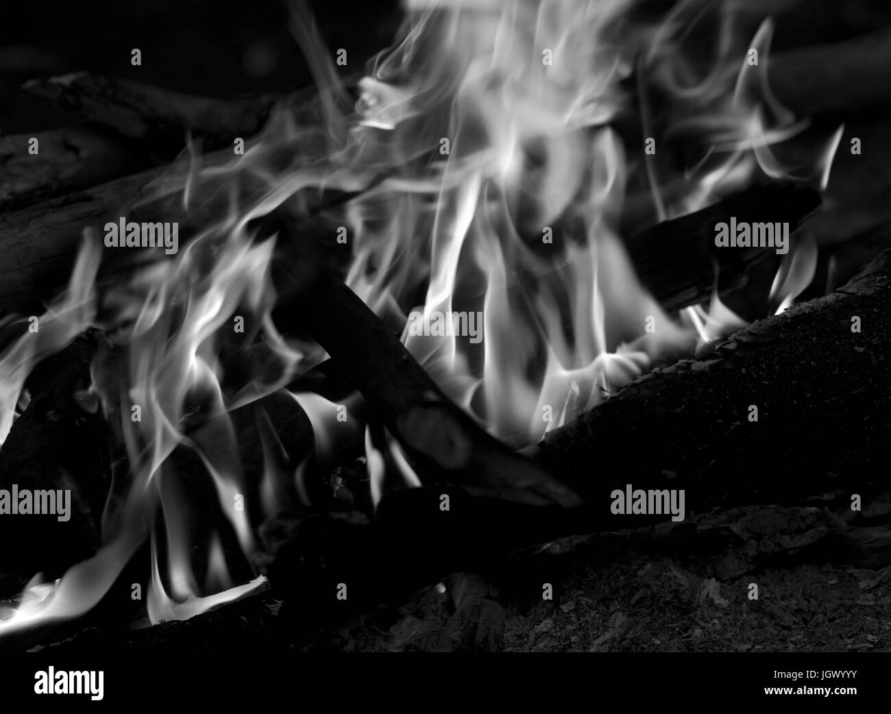 Campfire cooking Black and White Stock Photos & Images - Alamy
