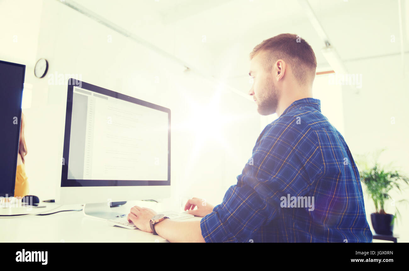 Computer coding, student hi-res stock photography and images - Alamy