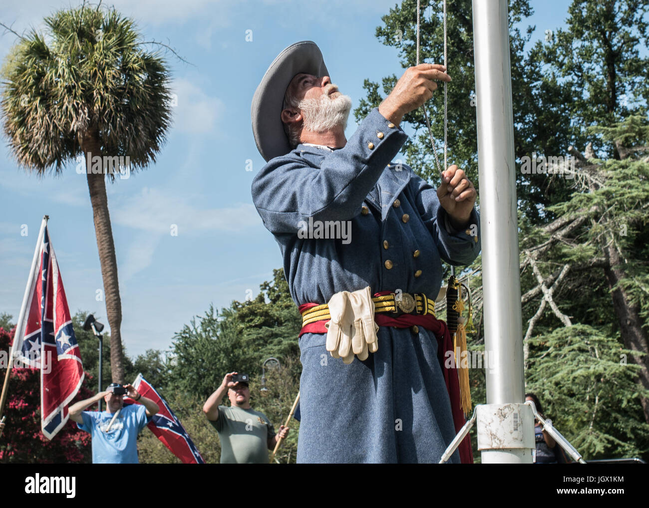 Colombia, South Carolina, USA. 10th Jul, 2017. Confederate supporters ...