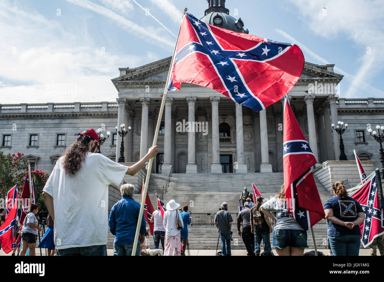 Confederacy supporters hi-res stock photography and images - Alamy