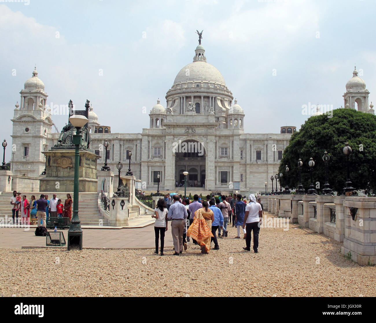 Kolkata, India. 18th May, 2017. View of the Victoria Memorial in ...