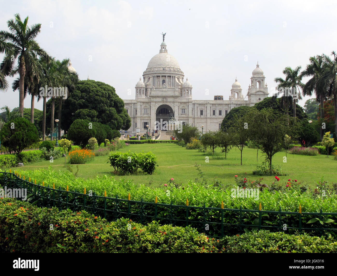 Kolkata, India. 18th May, 2017. View of the Victoria Memorial in ...