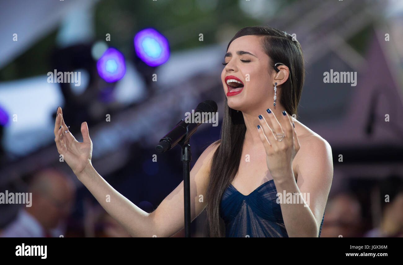 Sofia Carson sings the National Anthem to open the "A Capitol Fourth ...