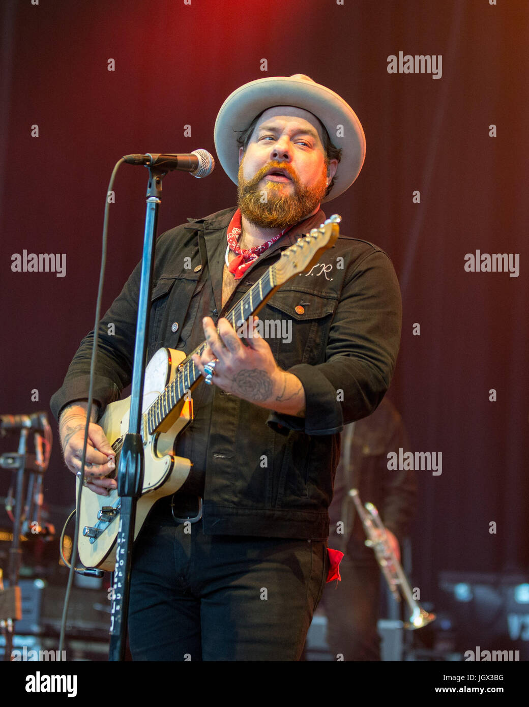 Nathaniel rateliff hi-res stock photography and images - Alamy