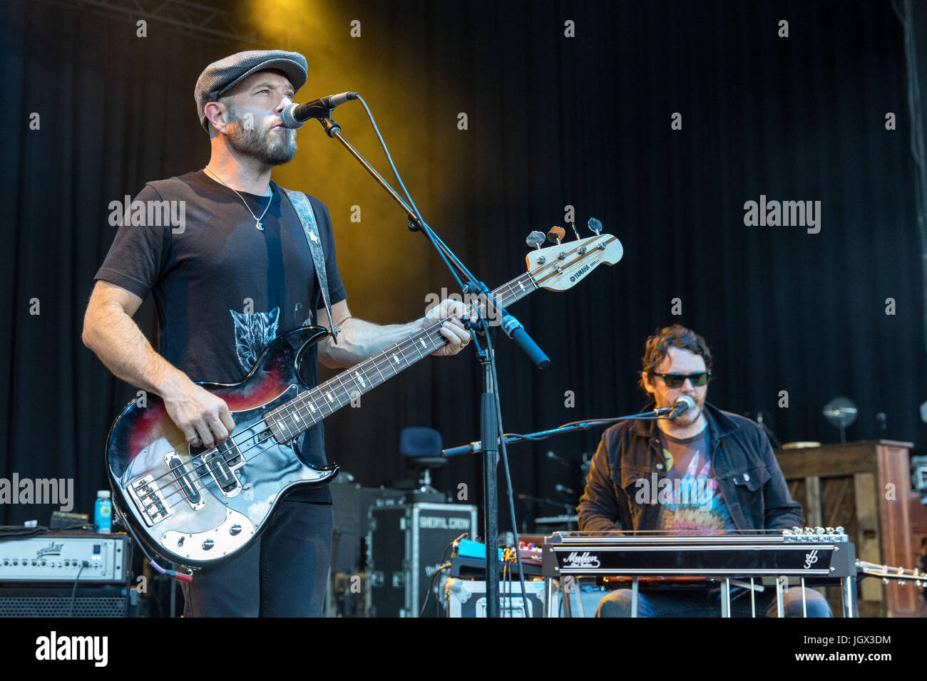 Milwaukee, Wisconsin, USA. 9th July, 2017. COREY MCCORMICK and JESSE ...