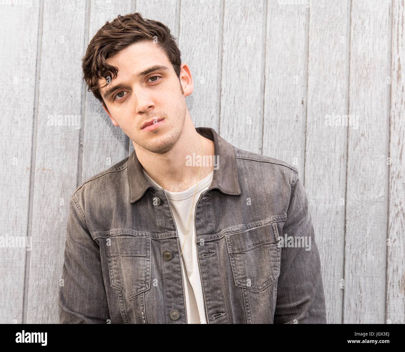 Lauv hi-res stock photography and images - Alamy