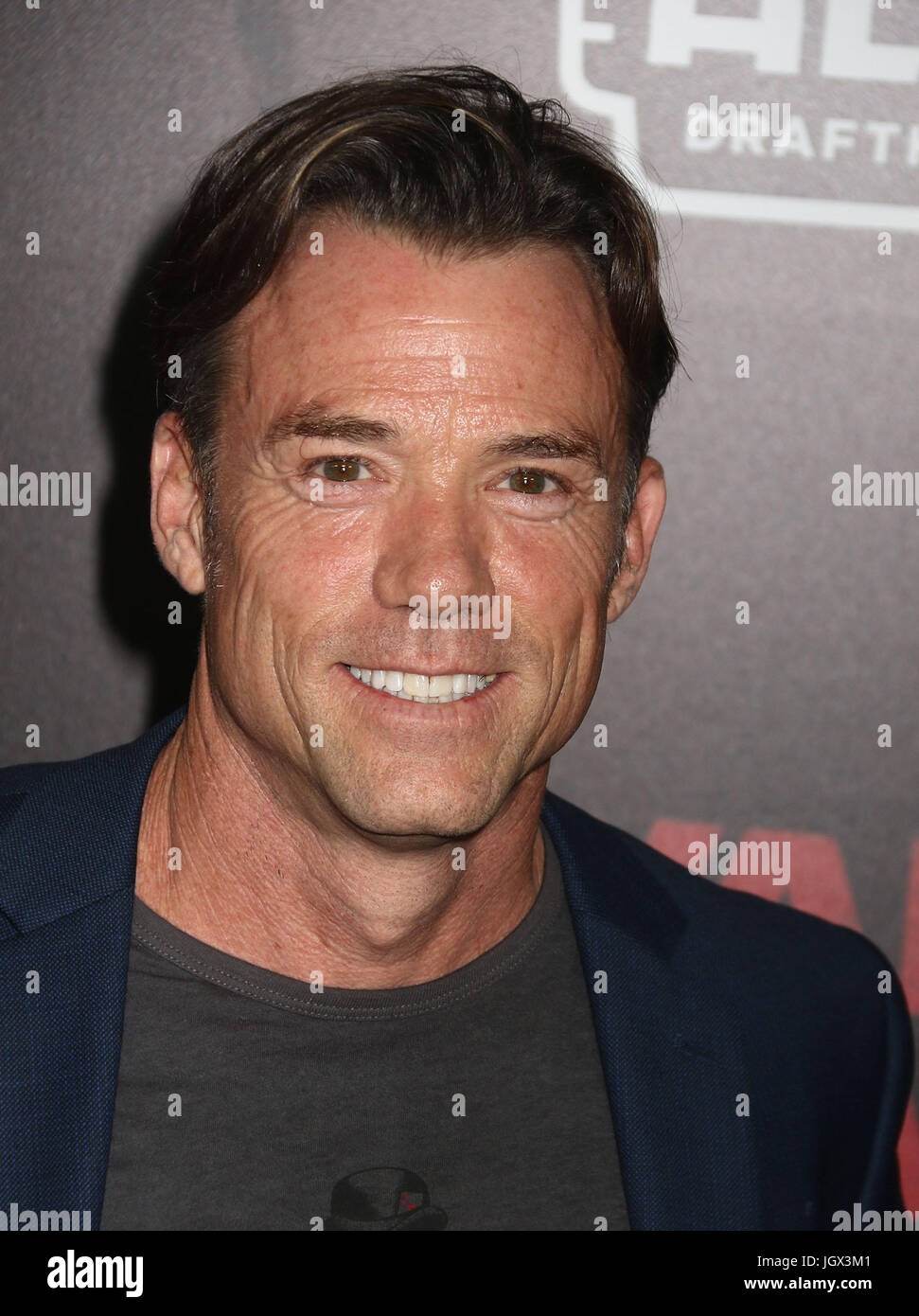 Terry notary apes hi-res stock photography and images - Alamy