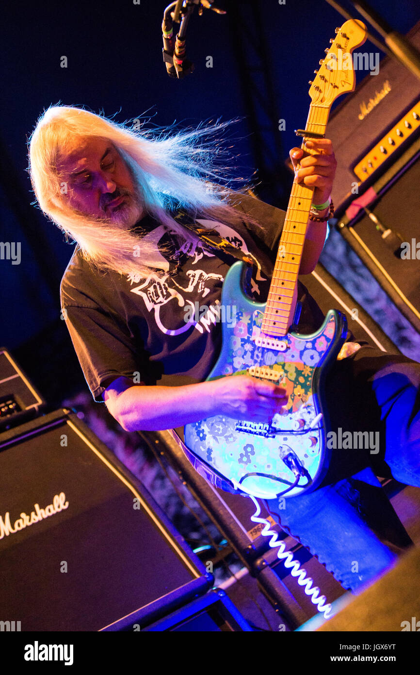 Dinosaur Jr Rock Band High Resolution Stock Photography and Images - Alamy