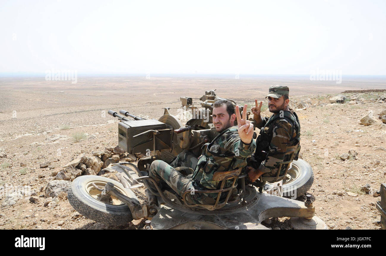 Sweida. 11th July, 2017. Syrian soldiers pose with gestures during a ...