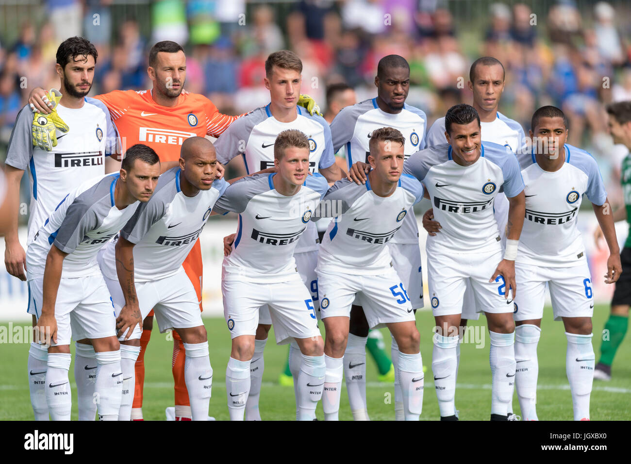 Inter team hi-res stock photography and images - Alamy