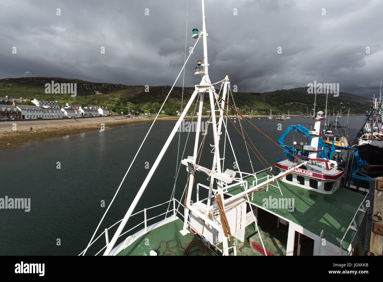 Town of Ullapool, Scotland. Picturesque view of Ullapool’s harbour and ...