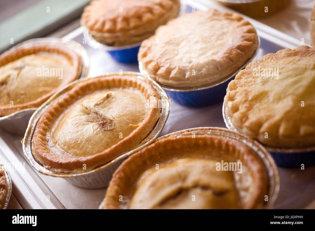 Mutton pies hi-res stock photography and images - Alamy