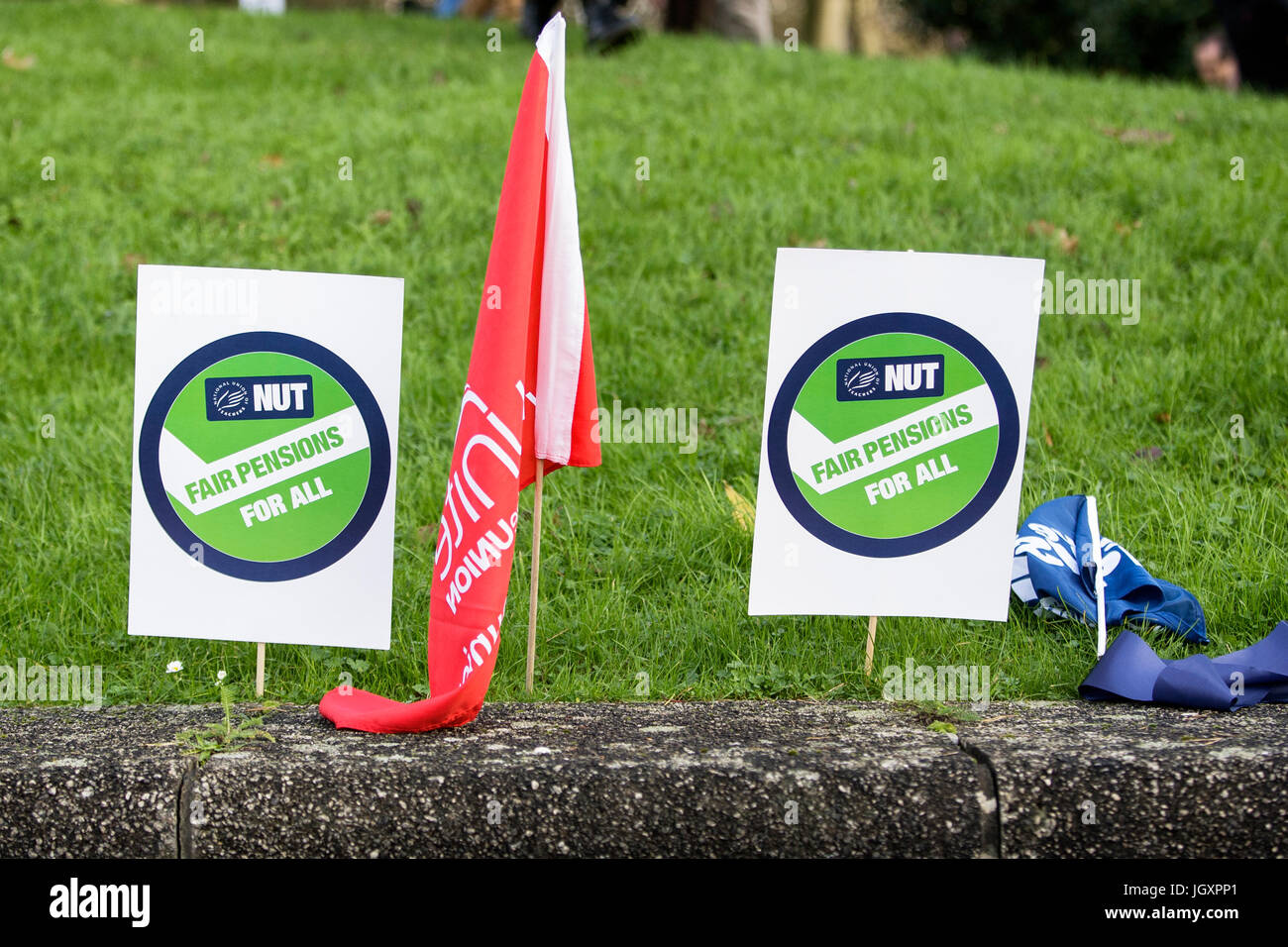 Union protest signs hi-res stock photography and images - Alamy
