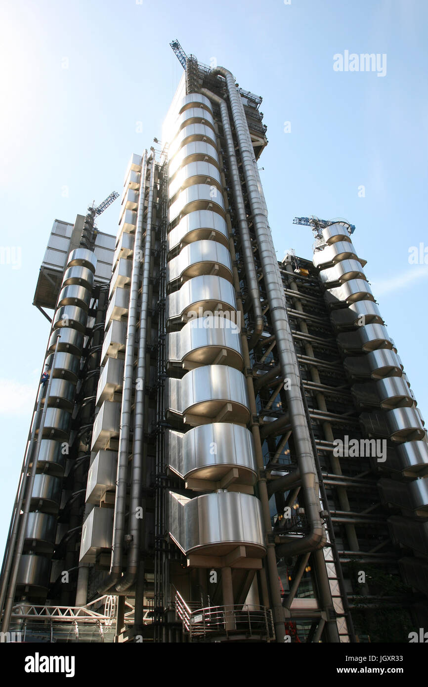 LONDON - MAY 25: Outside view of Lloyd's building, a skyscraper in the ...