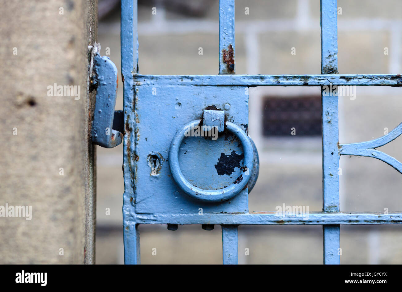 Wrought iron gate lock hi-res stock photography and images - Alamy