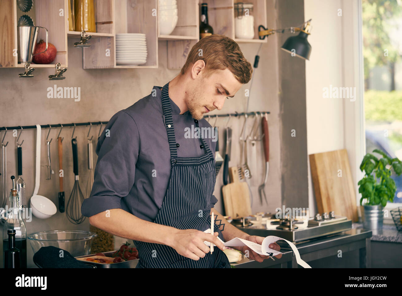 Receipt paperwork hi-res stock photography and images - Alamy