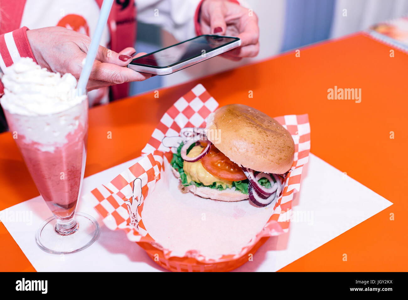 1950's style american diner hi-res stock photography and images - Alamy
