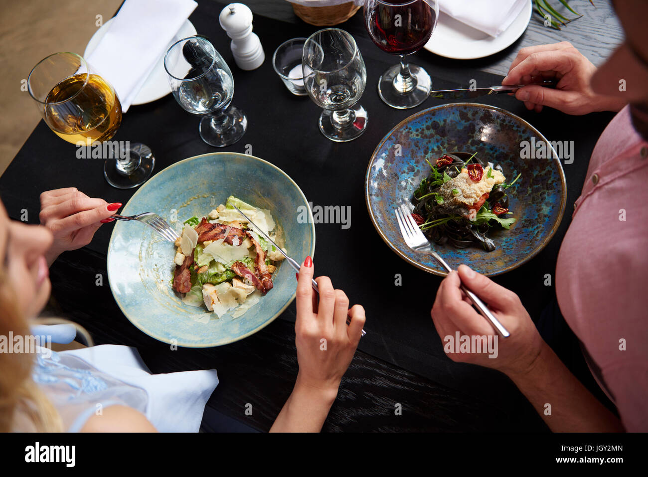 Overhead lunch hi-res stock photography and images - Alamy