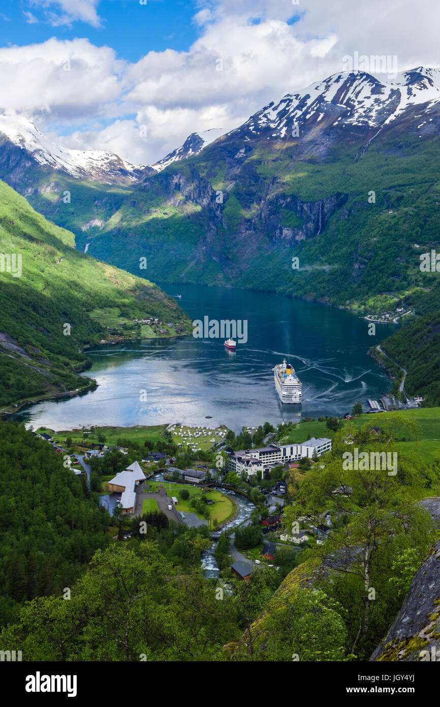 Scenic fjord landscape norway hi-res stock photography and images - Alamy