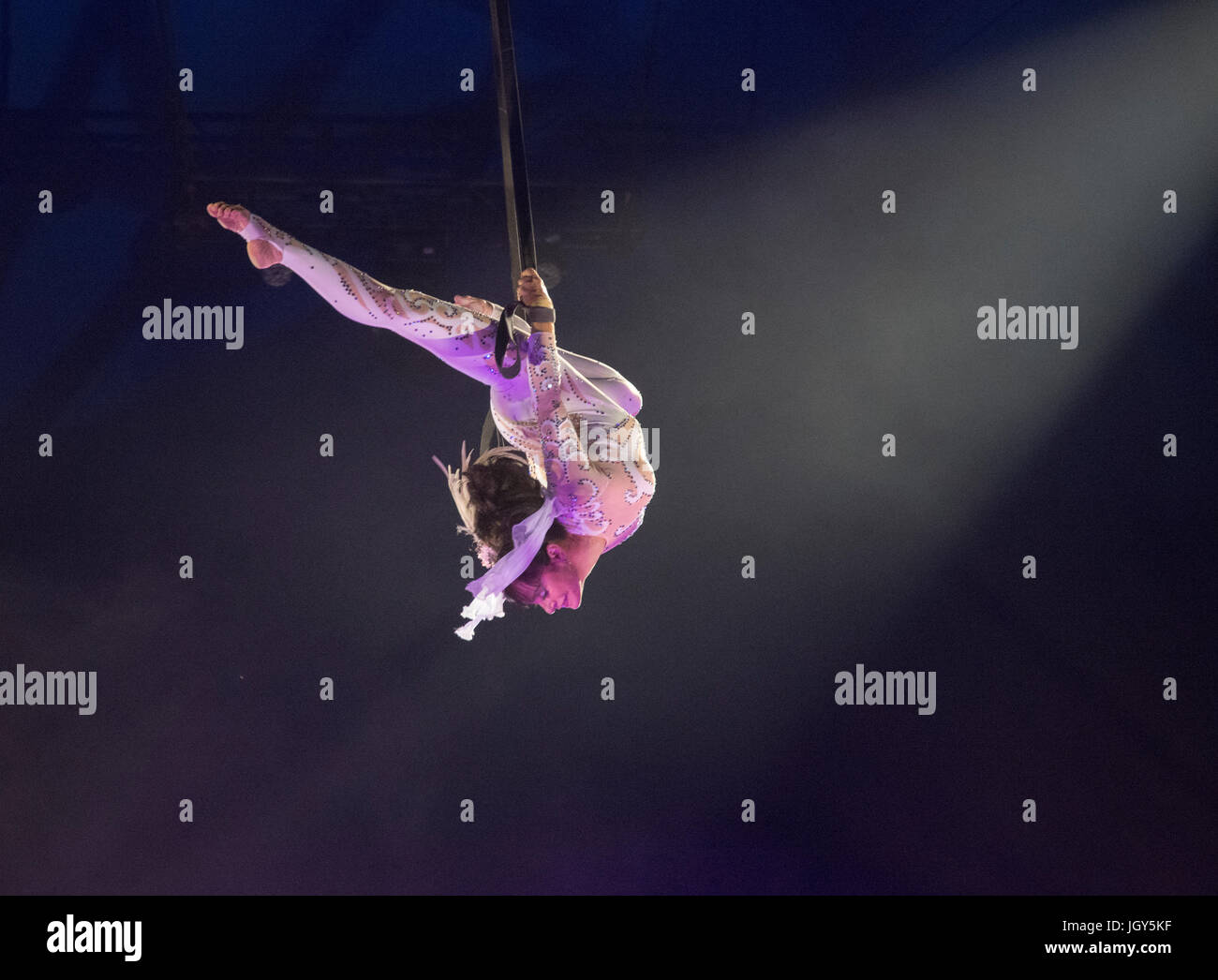 Cirque des voix hi-res stock photography and images - Alamy