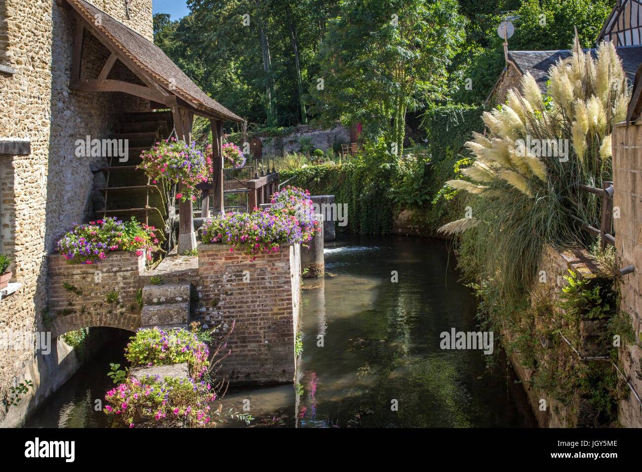 THE ROYAL VALLEY OF THE EURE,FRANCE Stock Photo - Alamy