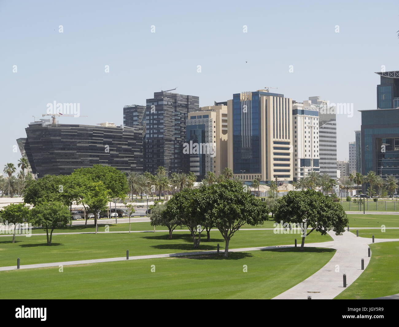 Doha parks hi-res stock photography and images - Alamy