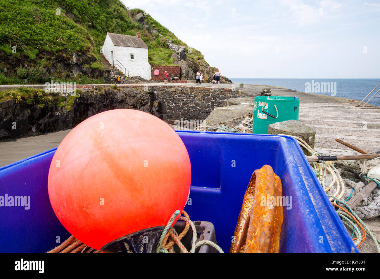 Porthgain beach hi-res stock photography and images - Alamy