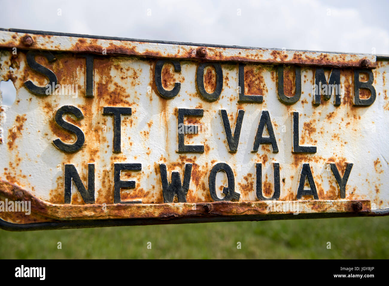 Old Fashioned Road Sign In Stock Photos & Old Fashioned Road Sign In ...
