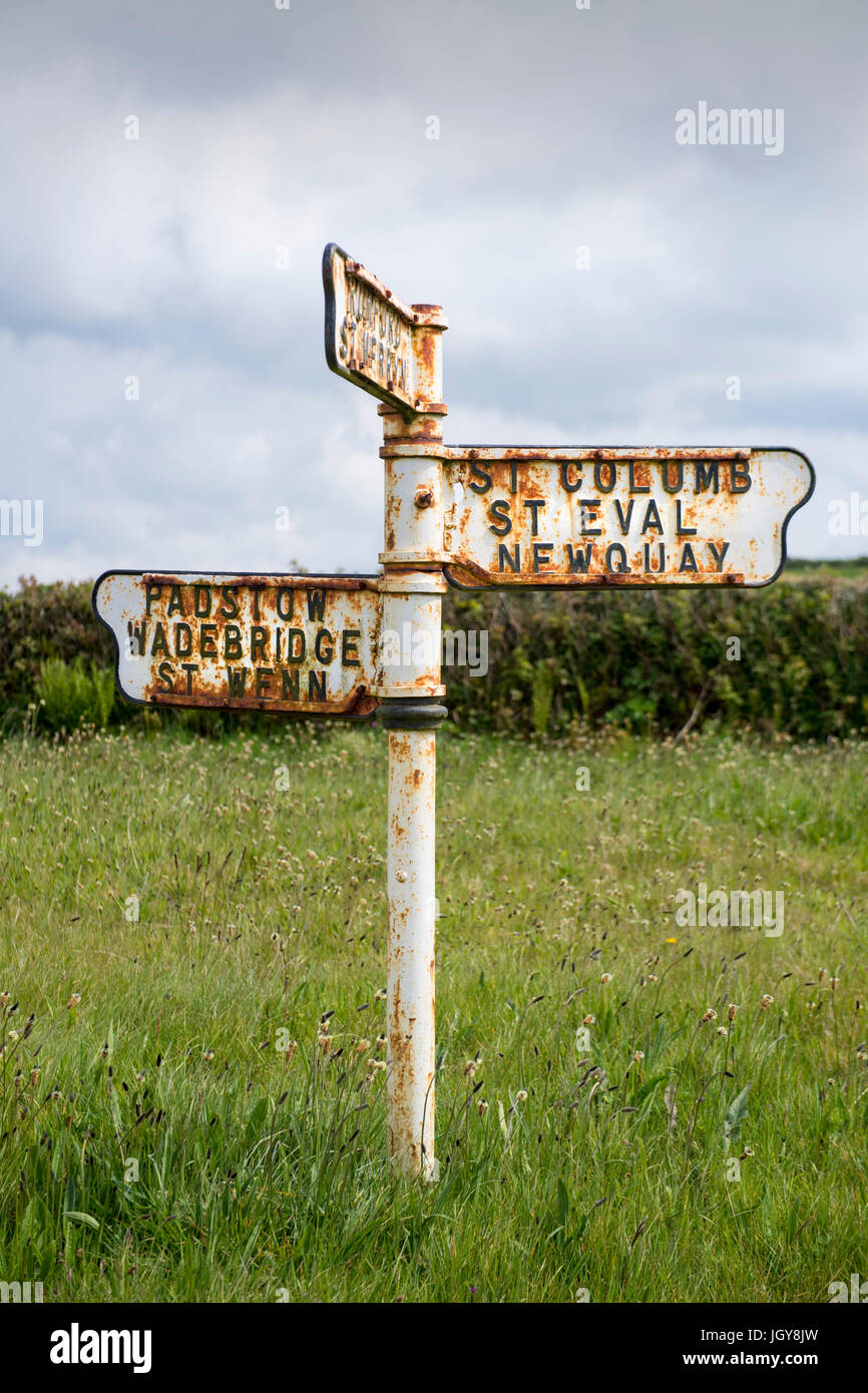 Rusty road sign hi-res stock photography and images - Alamy
