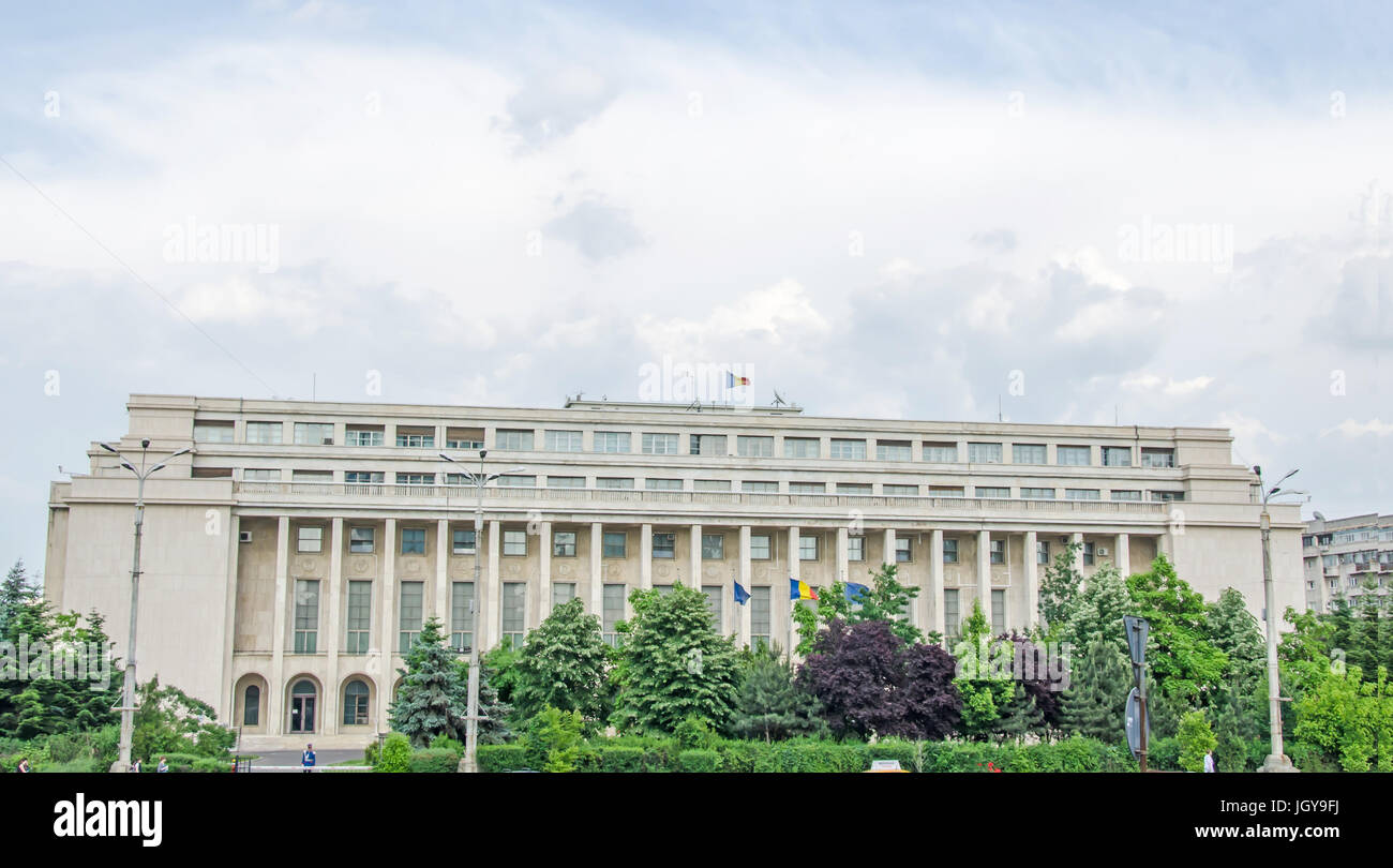 BUCHAREST, ROMANIA - MAY 25, 2014: The Victoria Palace. Victoria Square ...
