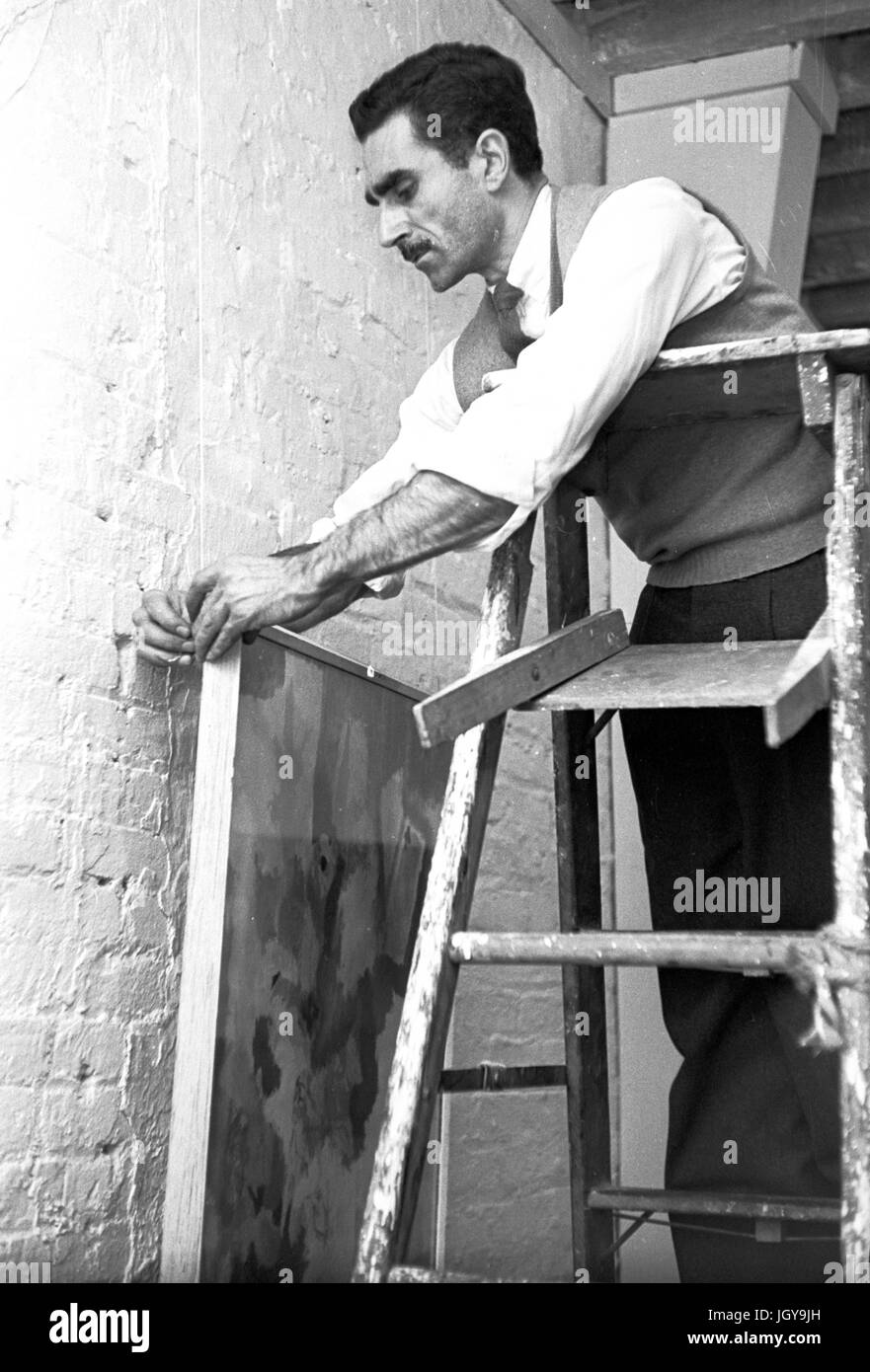 Nicolas Carone at the Stable Gallery in New York City 1954 Stock Photo ...