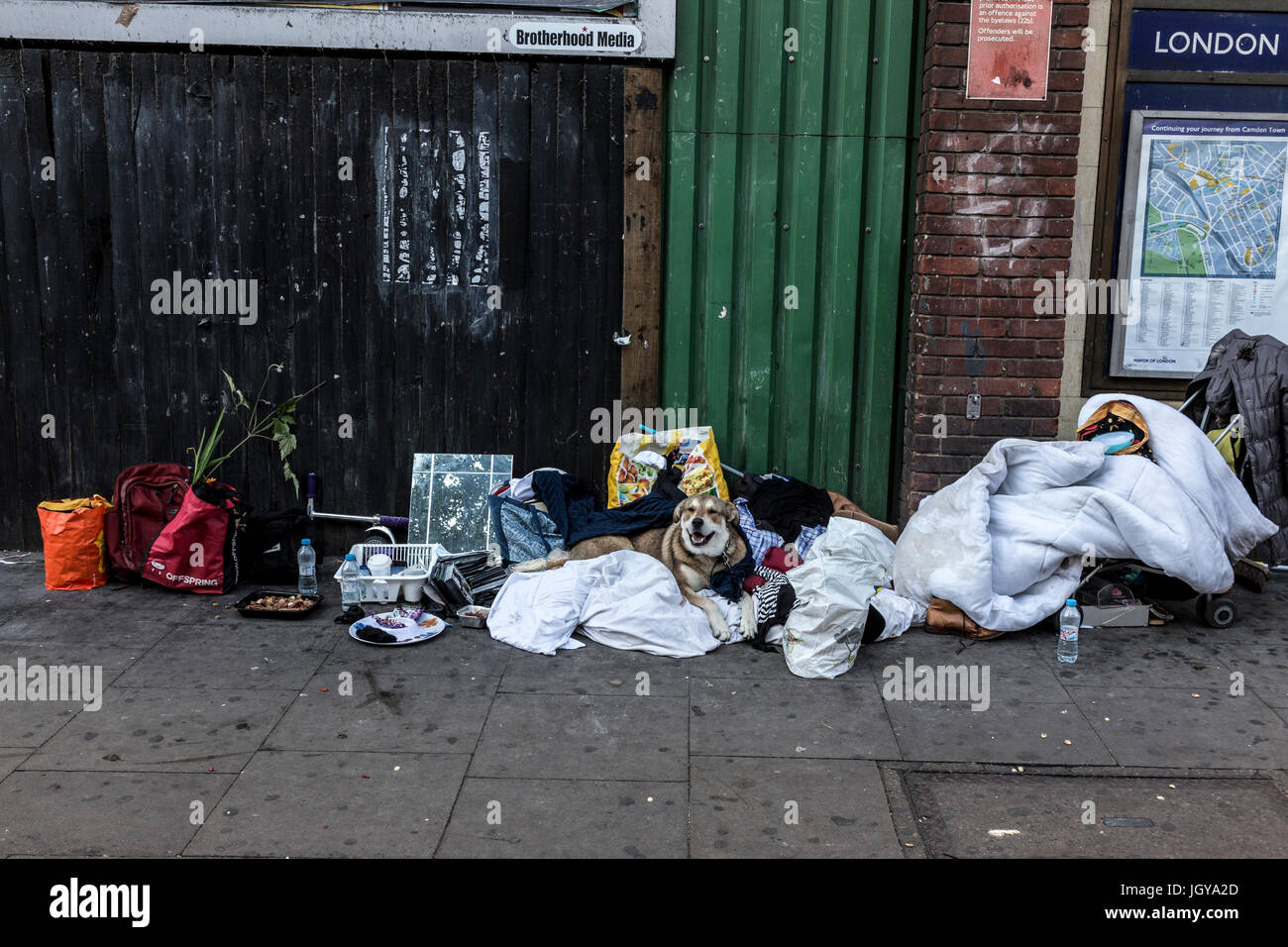 Homeless london street hi-res stock photography and images - Alamy