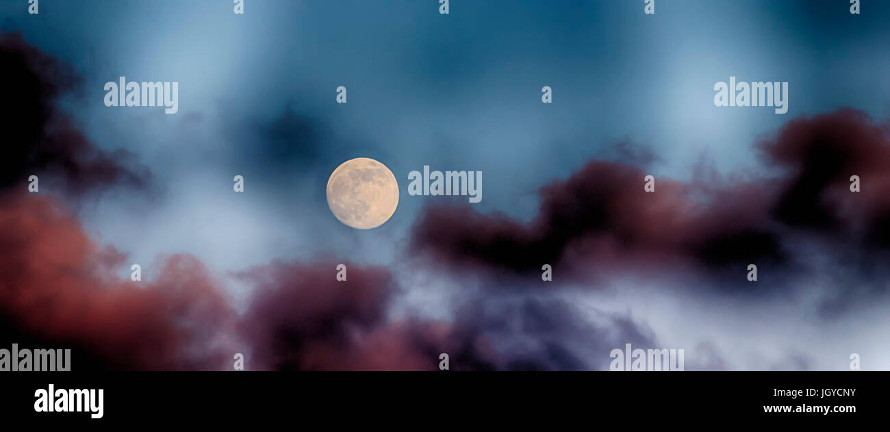 Celestial cloudscape hi-res stock photography and images - Alamy