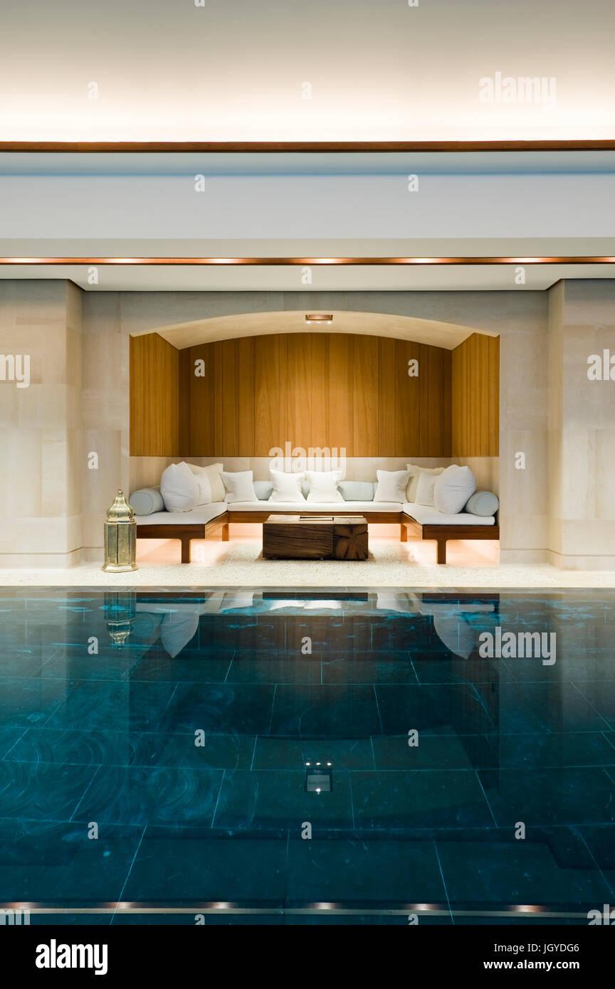 Luxury swimming pool detail hi-res stock photography and images - Alamy