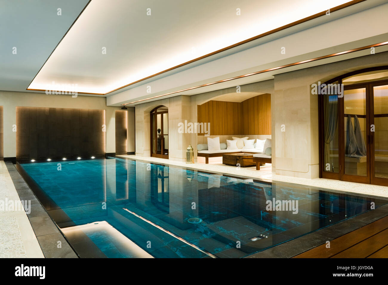 Recessed Area Stock Photos & Recessed Area Stock Images - Alamy