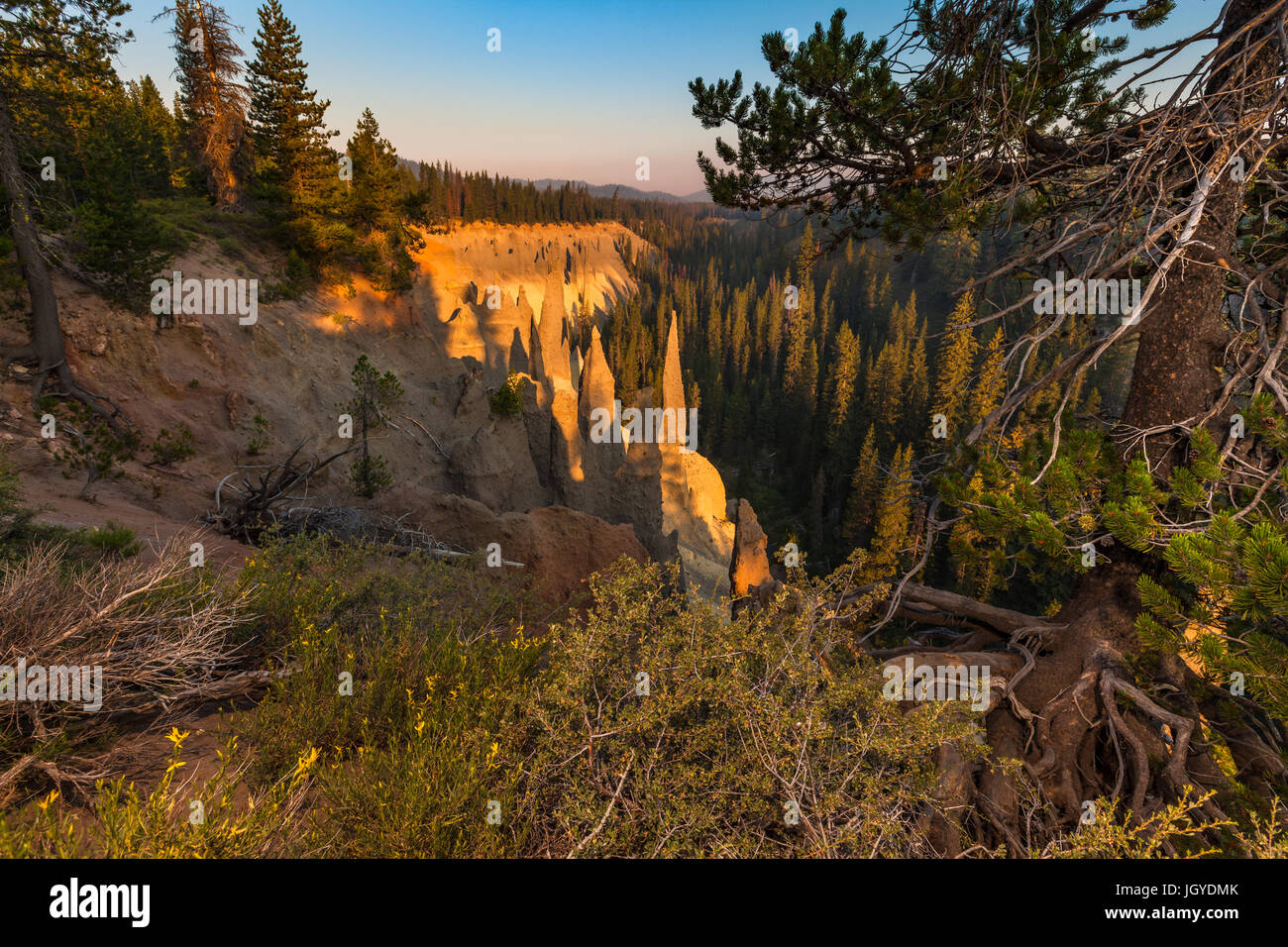 Landscape view of the pinnacles in Crater Lake National Park, Oregon ...